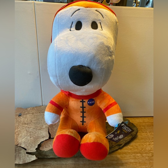Peanuts | Toys | Snoopy Nasa In Space By Peanuts Thanksgiving Parade ...